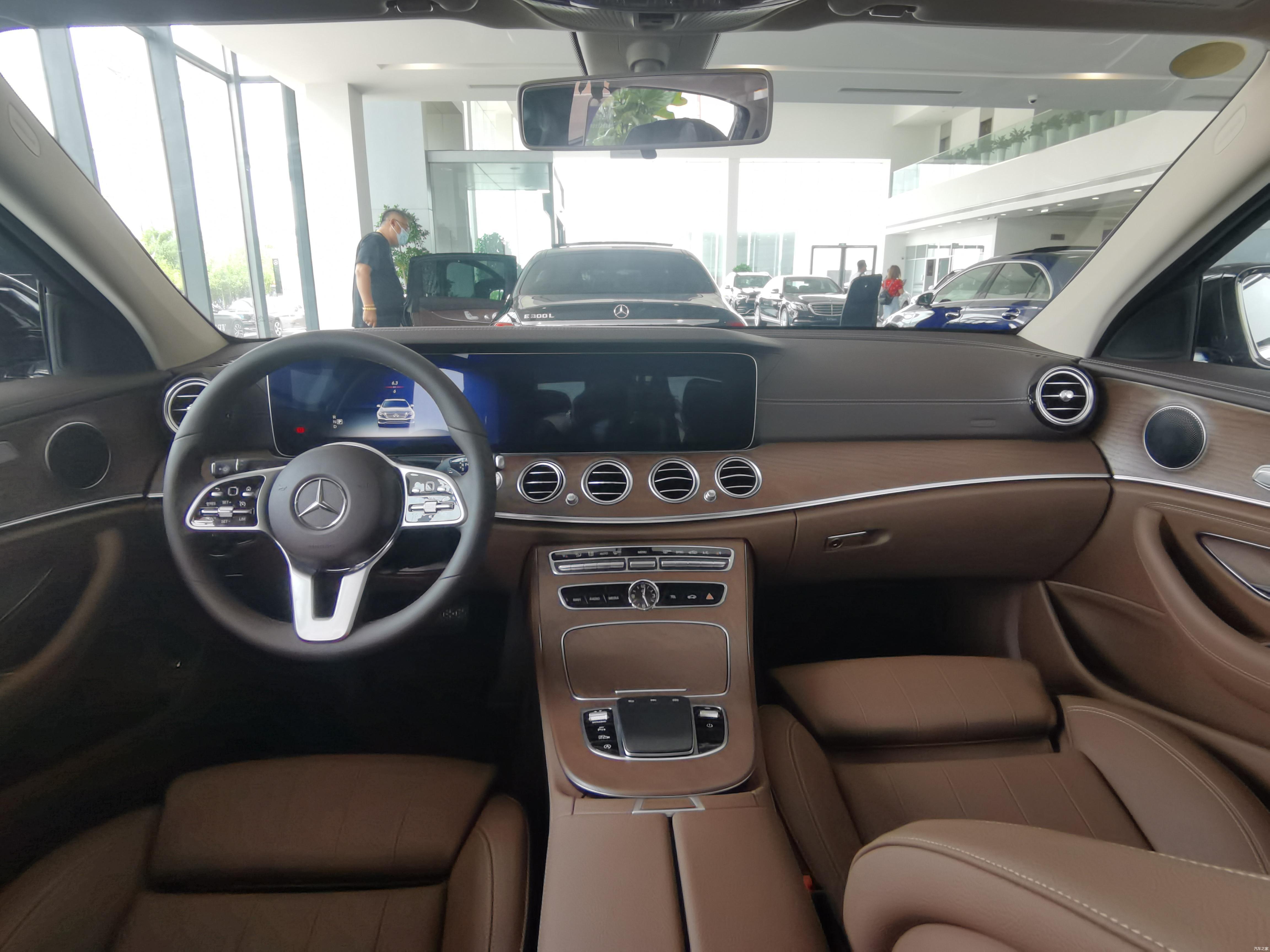 【到店实拍】日照地区2020款奔驰E260L - 知乎
