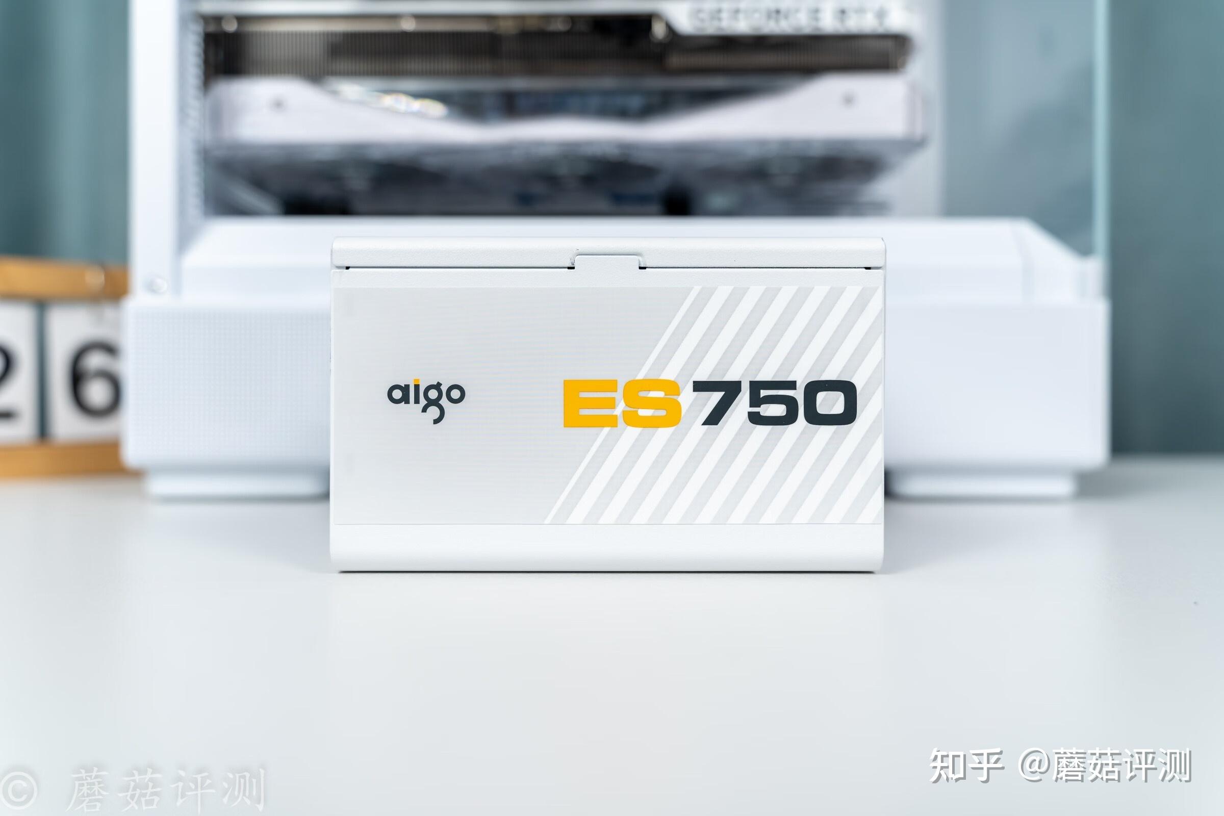 小巧精致，全景展示，效果震撼，爱国者（aigo）星璨小岚270°海景房机箱 评测