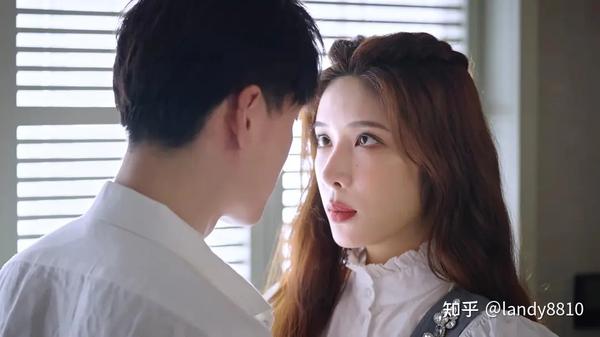 《危情关系》剧照 - 知乎