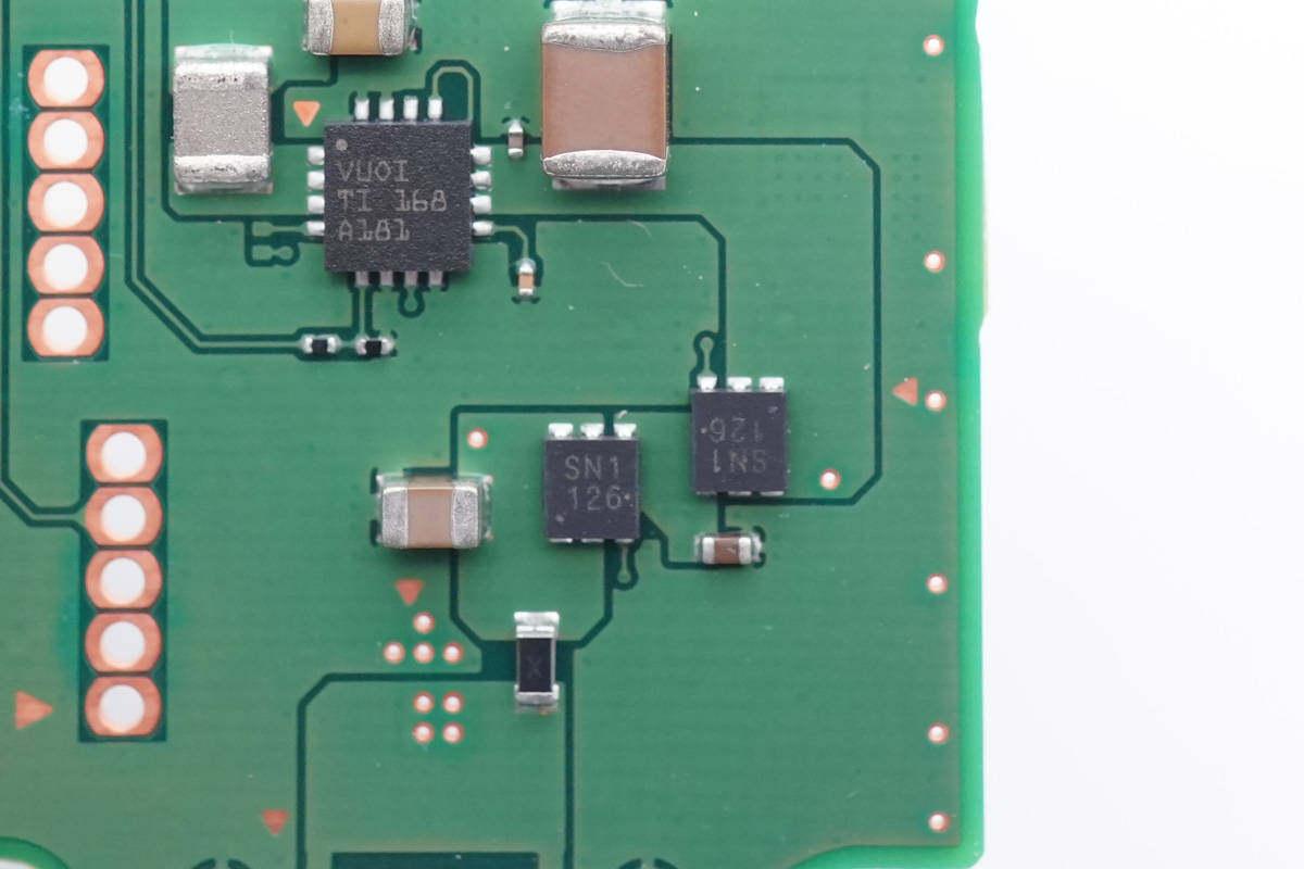 拆解报告：Nintendo任天堂Switch OLED版原装充电底座 - 知乎