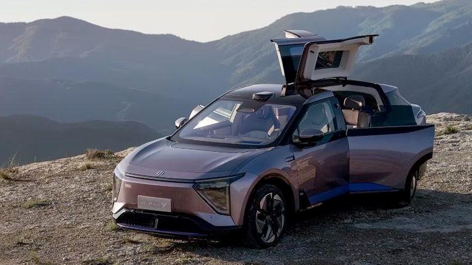 从60万进入40万，高合Hiphi Y便宜，是因为技术缩水么？ - 知乎