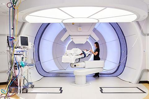 FLASH 是放射治疗的未来吗？FLASH 质子治疗临床试验开始 - 知乎