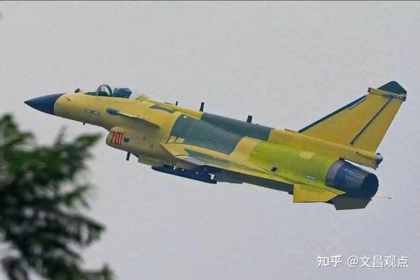 两款新型战机现身，歼-15D搭配歼-10D，让美军又失一优势 - 知乎