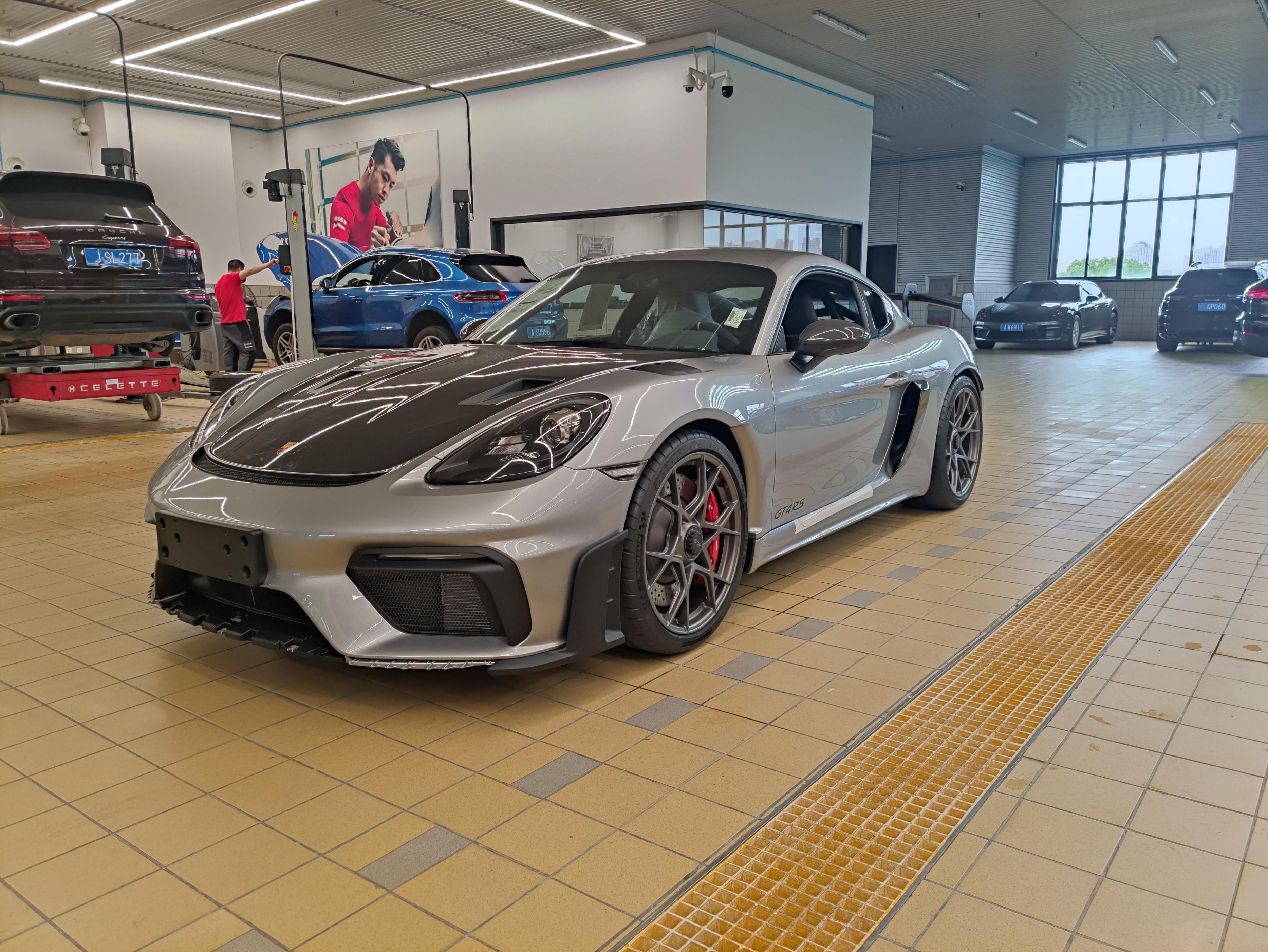 200多万买一台718，不是真大佬下不去手，国内只有几十台 - 知乎