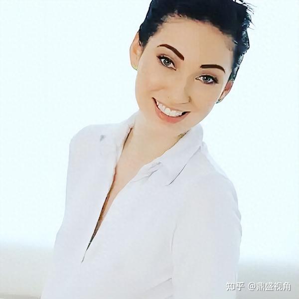 阿丽亚·亚历山大(Aria Alexander)业界广受好评的顶级双馨女演员 - 知乎