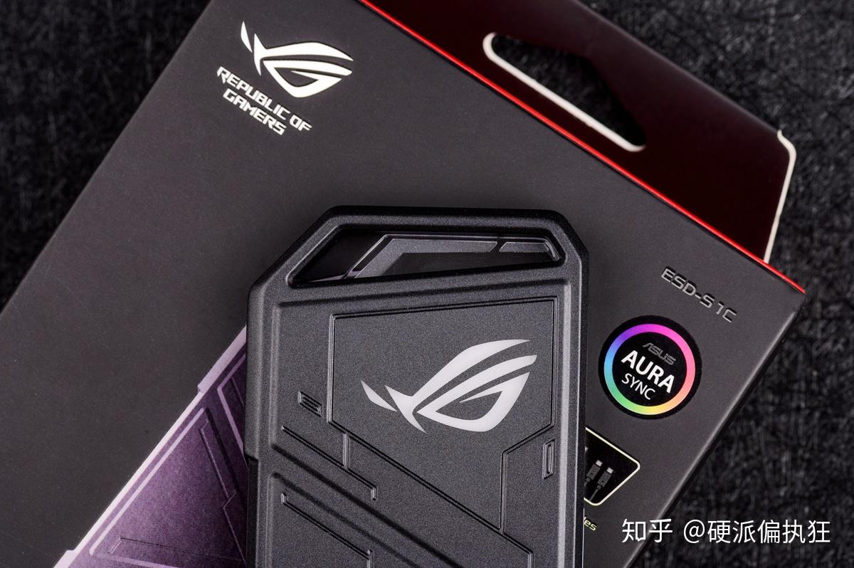 信仰随身走，插上RGB的翅膀，ROG STRIX ARION SSD外接盒 - 知乎