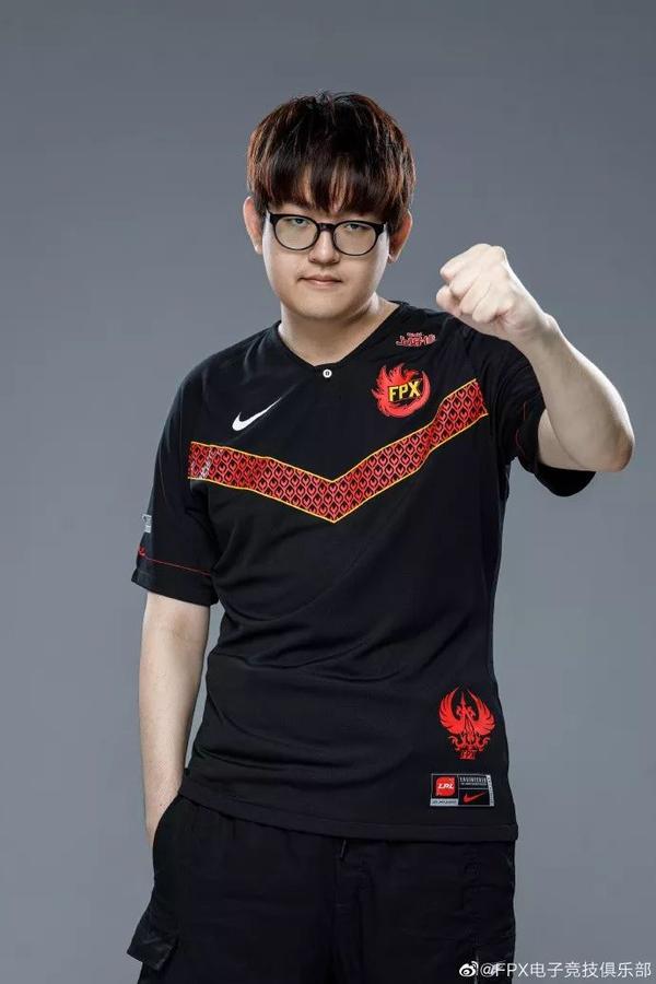 FPX的涅槃之路，五个世界赛萌新的第一次出征！|S赛战队巡礼 - 知乎