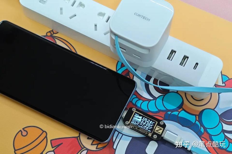 自带伸缩线，不按套路出牌！酷态科CP6电能充67W 2C1A实测 - 知乎