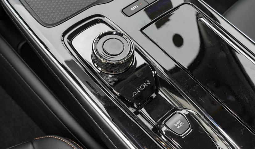 售价近18万元，续航仅460千米，AION S是在搞笑吗？ - 知乎