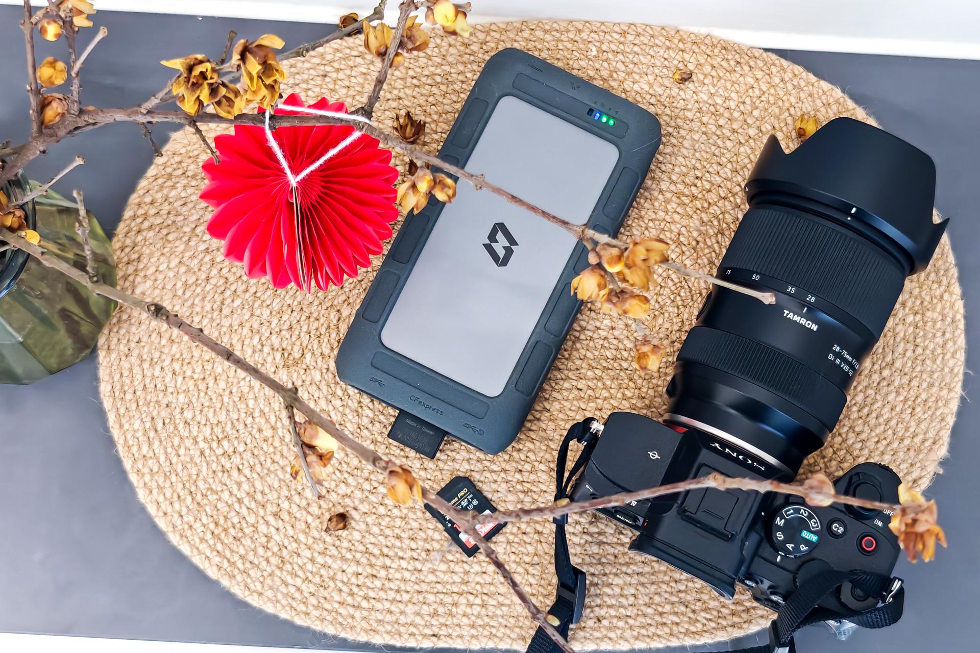 NAS界的特斯拉来了？超前、轻薄、强悍丨极空间T2S最全使用指南 - 知乎