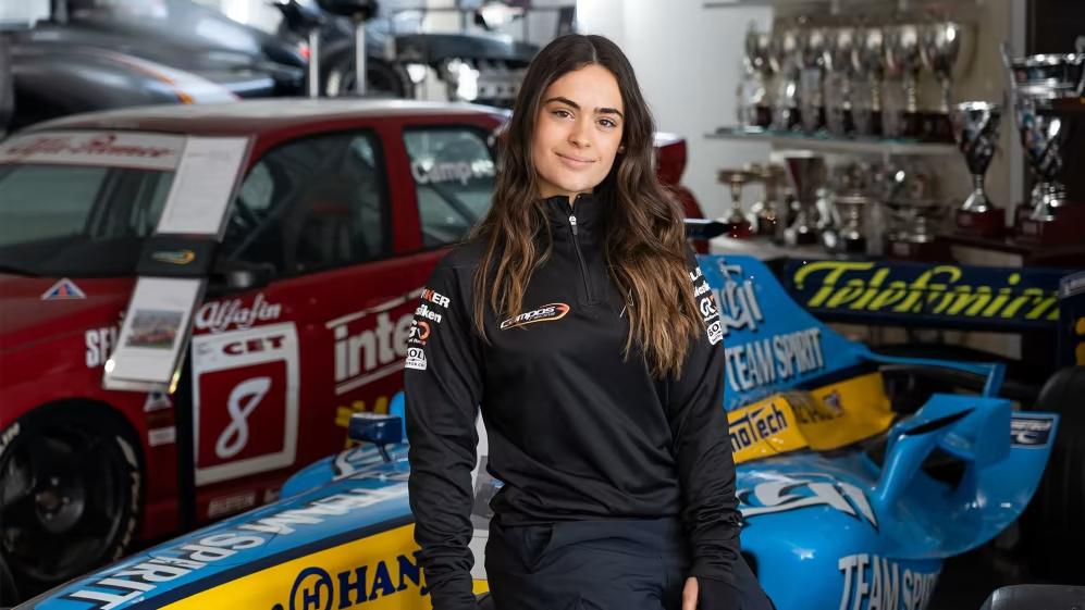 如何评价F1官方推出的全女性车手赛事F1学院 - 知乎