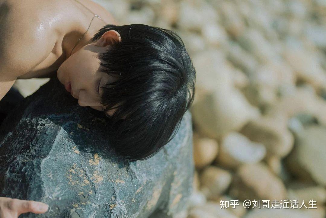 林宥嘉是怎么做到的？明明只有171cm，却给人一种180+肌肉奶狗的既视感 - 知乎