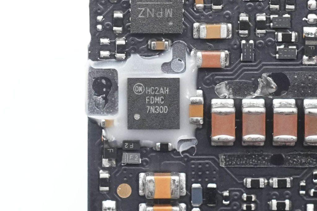 一文看懂苹果A2579、A2676两款35W双C口充电器区别 - 知乎