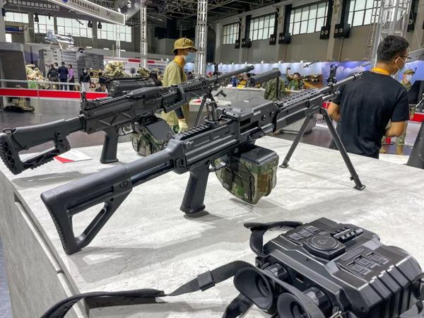 中国轻武器天花板！2022珠海航展，枪械专区抢先看 - 知乎