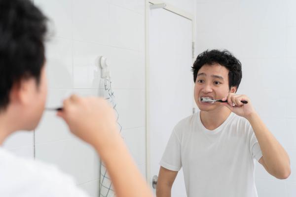 你真的会刷牙吗?刷牙最该刷的其实不是牙齿 知乎