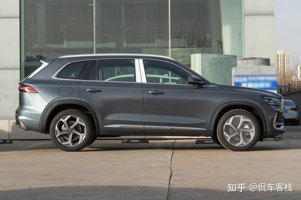 不给合资SUV活路！全系2.0T+8AT，跌至13.27万，一个月卖23817台 - 知乎