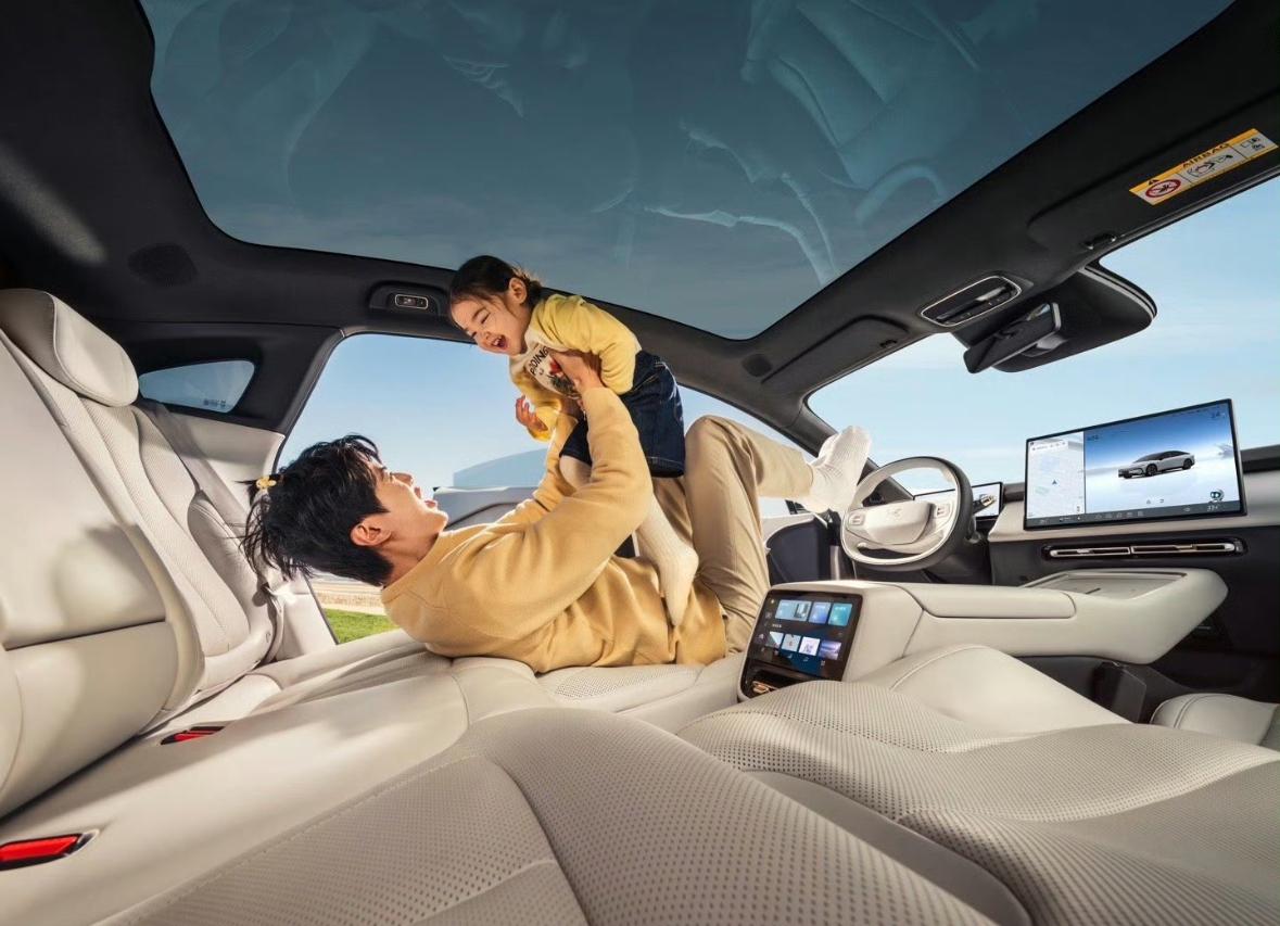 小鹏P7+AI智驾与豪华配置完美结合 - 知乎