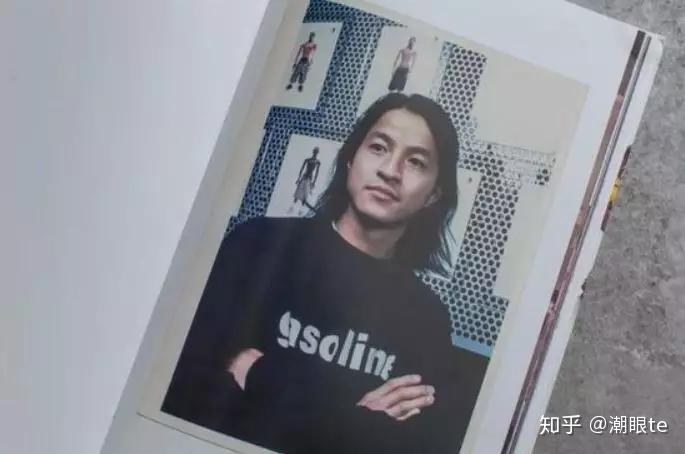 潮眼te丨熟悉又陌生的Michael Lau，香港潮流玩具教父 - 知乎