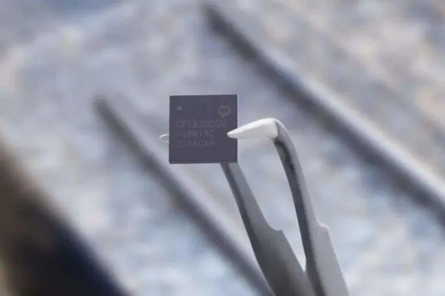 基于易冲半导体(CPS) CPS8200 高集成无线充电充电发射IC MPP Qi2 Power Bank 方案 - 知乎