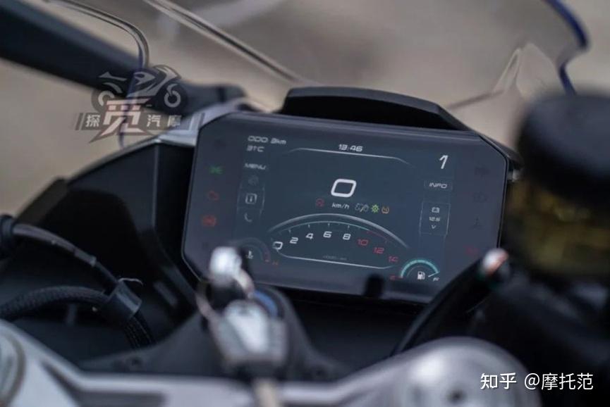 测评春风450SRS（单摇臂版）︱差距貌似还在拉大 - 知乎